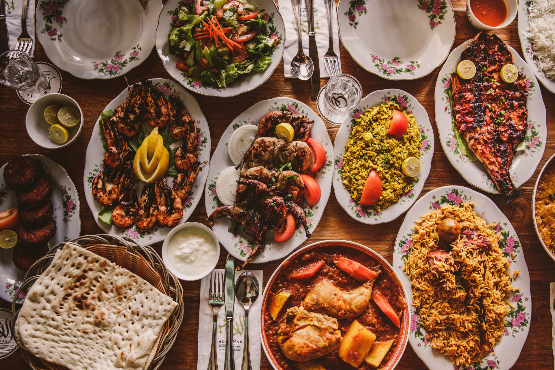 The Ultimate Guide to Group Dining in Ras Al Khaimah - Ras Al Khaimah ...